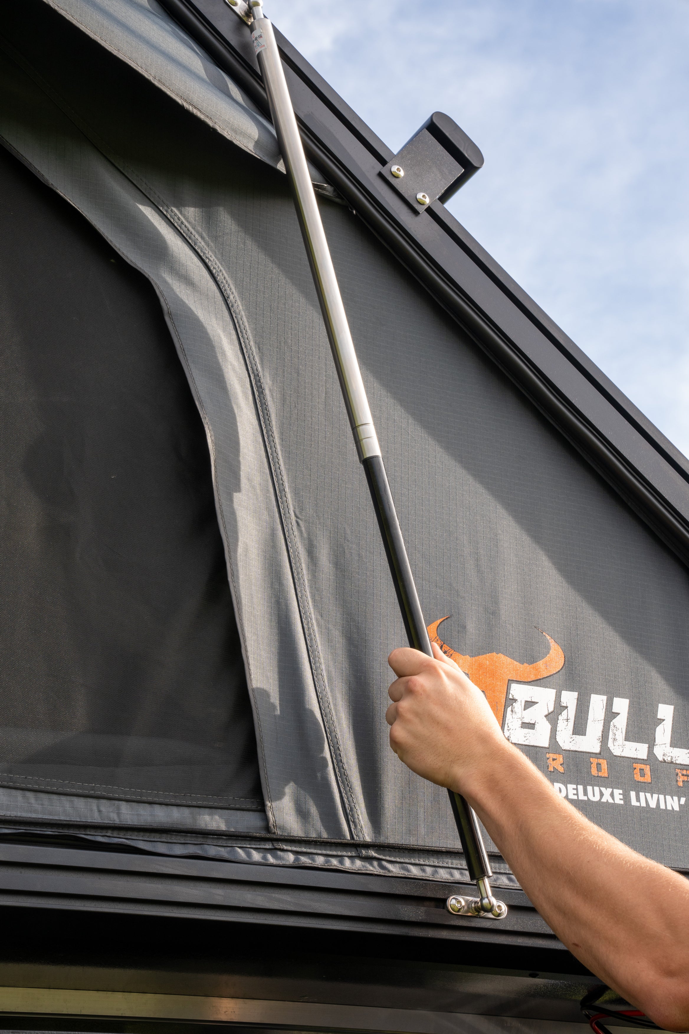 Gas Strut Lockers (Pair) – Bull Proof Pty Ltd